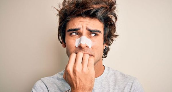 What Are Blackheads - Causes and Treatments - Particle