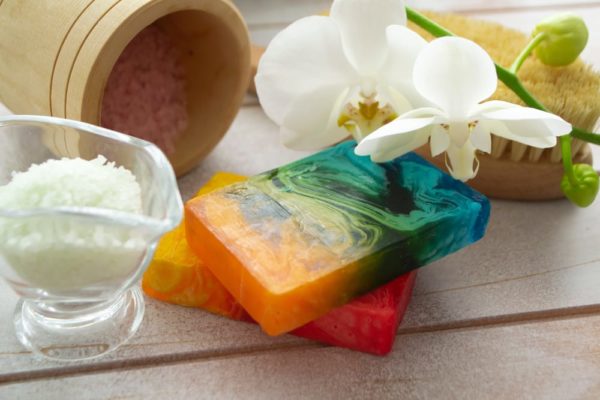 The Benefits of Dead Sea Minerals for Your Skin - Particle